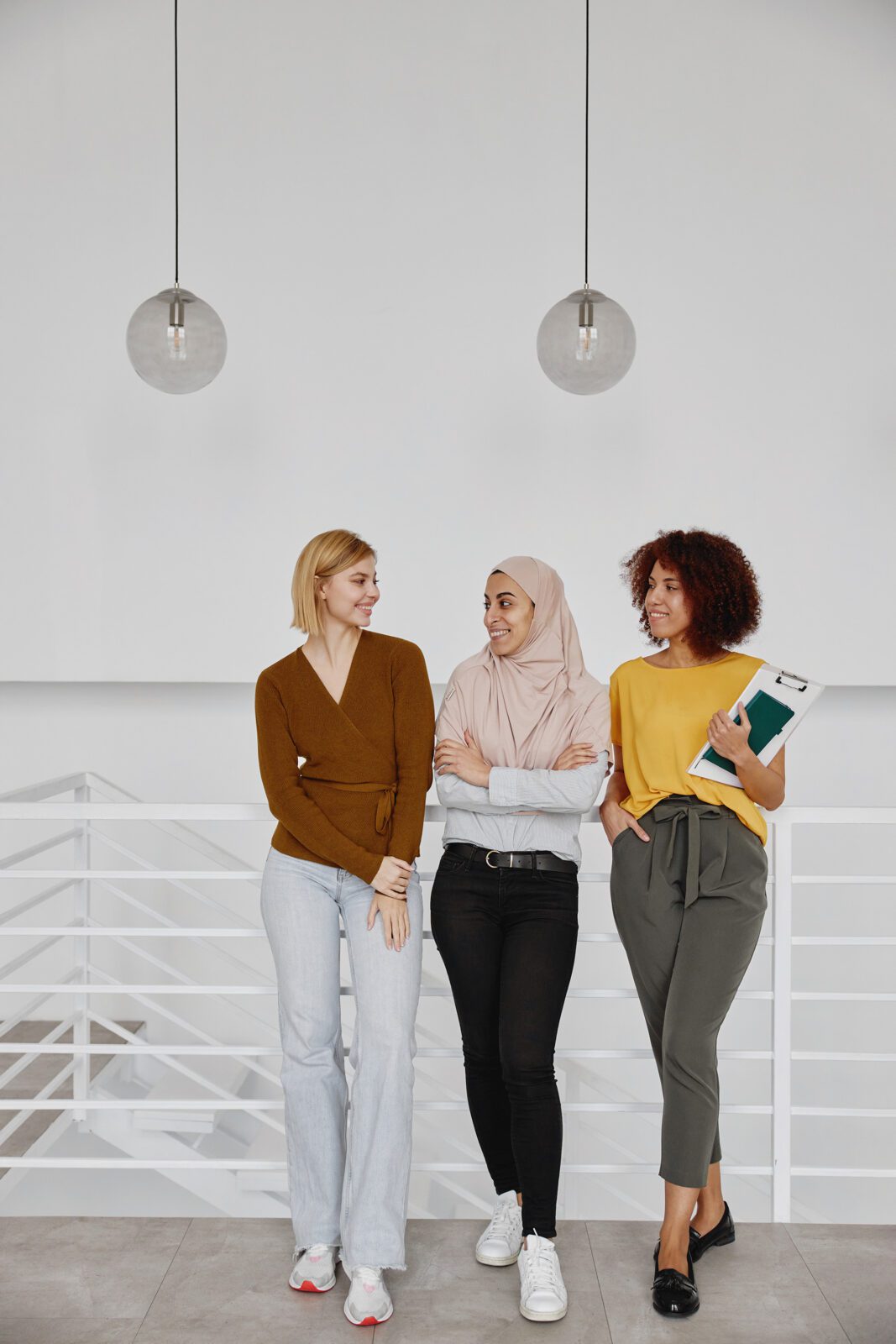 10 Inclusive Workplace Characteristics - the-paradigm.com